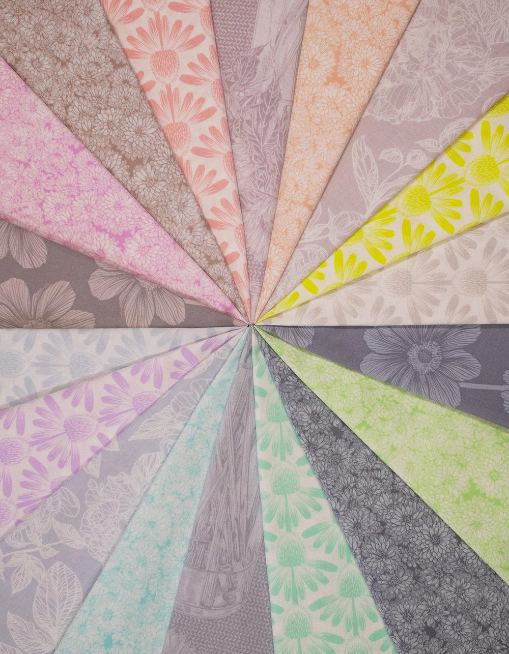 Indelible – Soft Fabric AMT1002-99L (Mums in Stone) by Anna Maria for Northcott, 100% Cotton