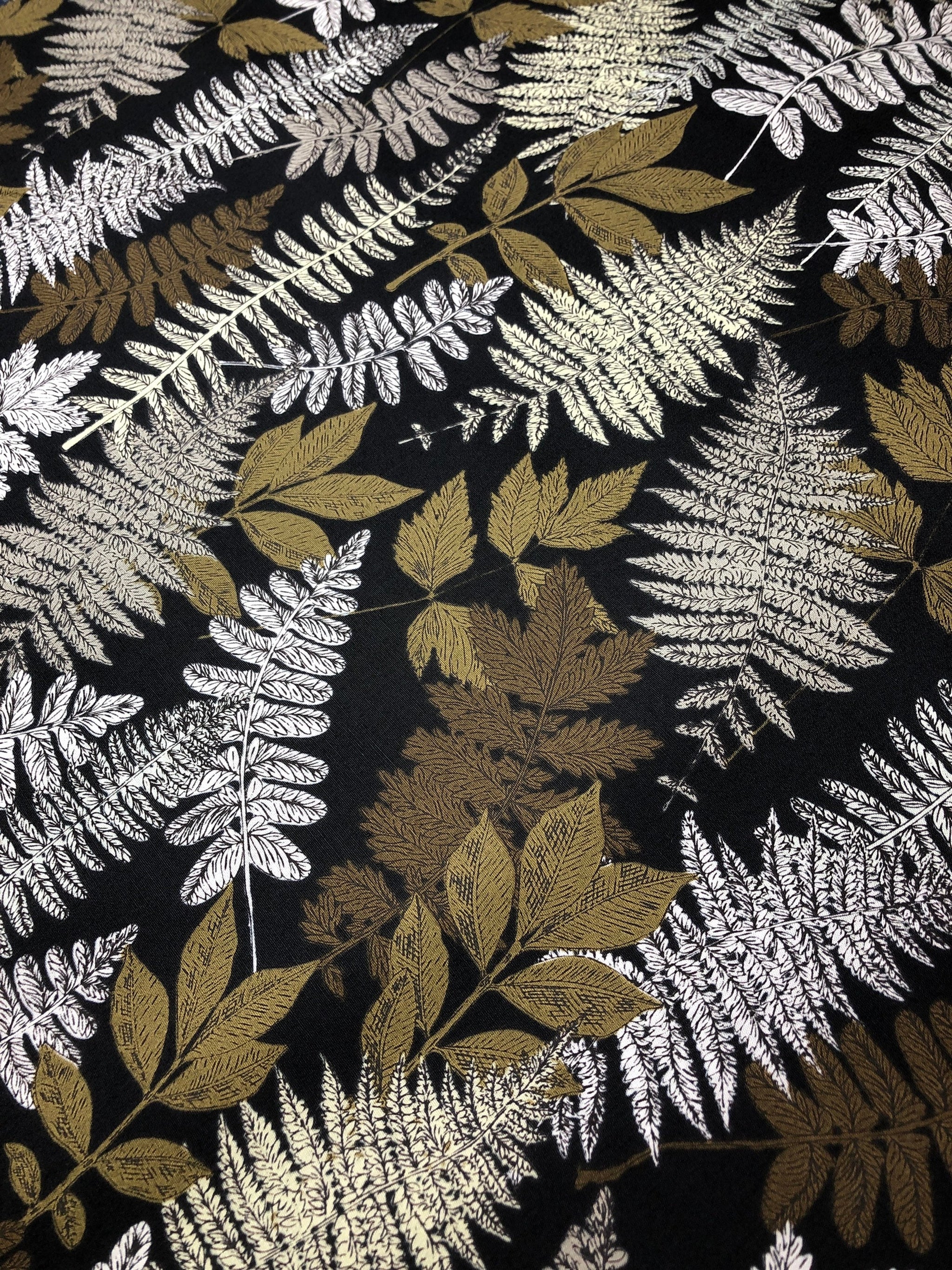 Evelyn’s Green Thumb HEH-52790 - Her & History Fern Fabric by Bonnie ...